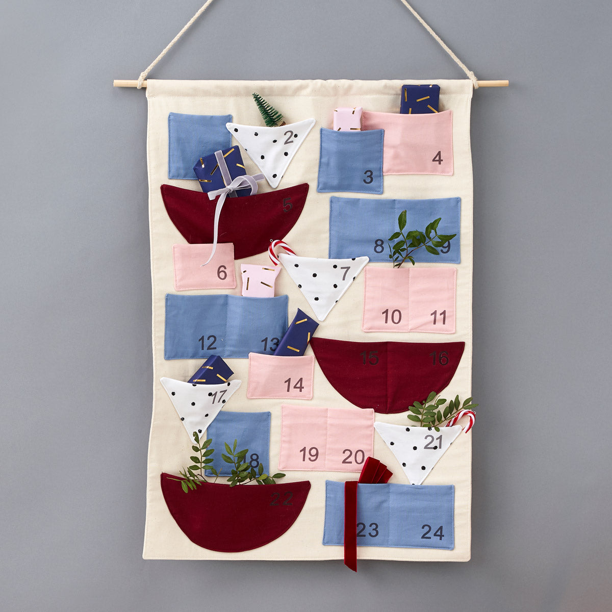 Pocket Advent Calendar Sewing Pattern PDF – Gathered